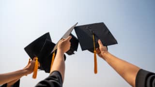 Realschulabschluss nachholen: 4 Methoden + 5 Tipps für den Abschluss