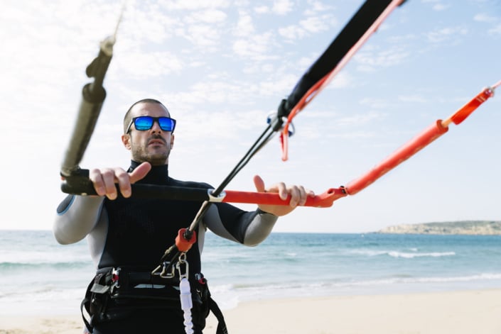 Kitesurfen lernen: Das 1x1 für Anfänger + 5 Tipps » lernen.net
