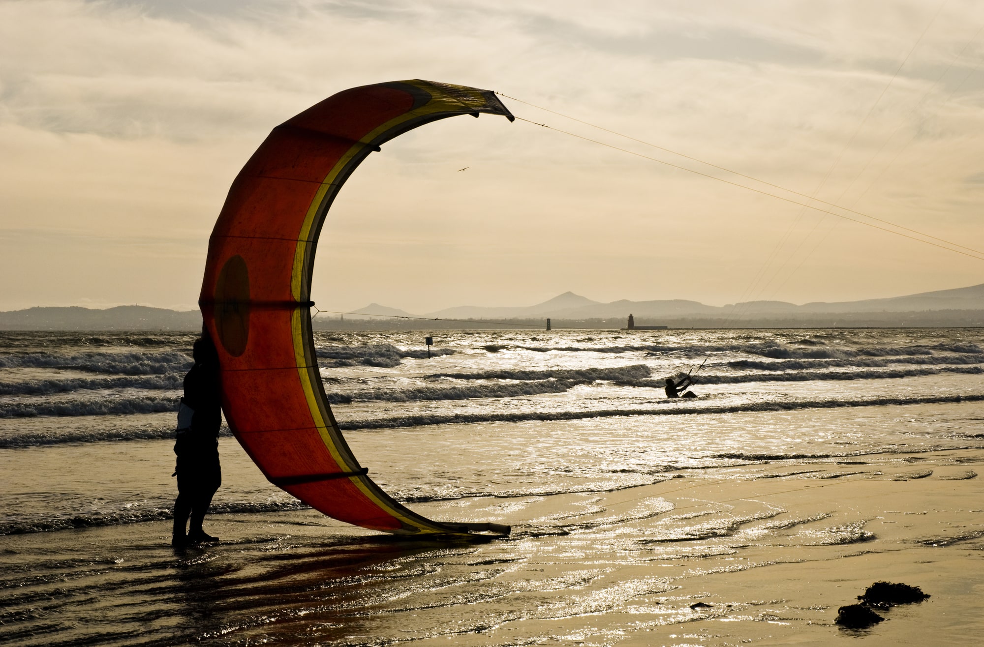 Kitesurfen lernen: Das 1x1 für Anfänger + 5 Tipps » lernen.net