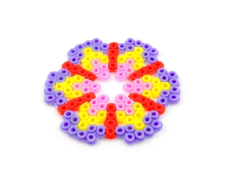 Bügelperlen: Anleitung in 9 Schritten & 6 Gestaltungsideen