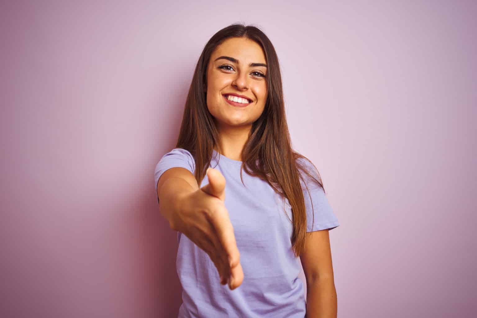 Etikette: 7 Knigge-Regeln & 7 Tipps für gute Manieren » lernen.net