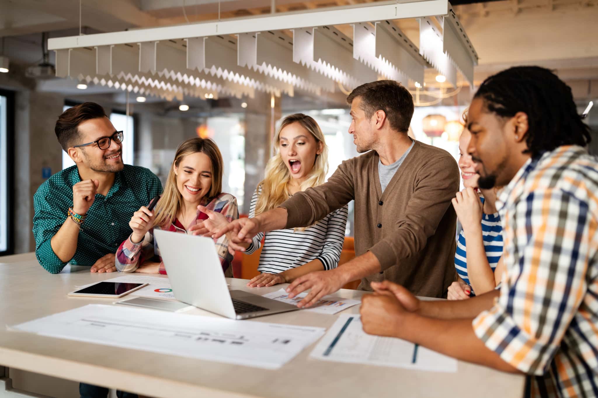 Teamfähigkeit: 3 Tipps & 11 Regeln für funktionierende Gruppen